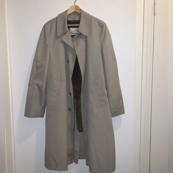 Raintamer | Jackets & Coats | Vintage Raintamer Size Reg 4 Trench Coat ...